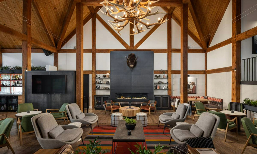 Authentic Canadian Restaurants in Banff with Local Menus